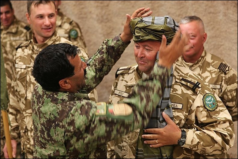 Militarii de la Brigada 8 LAROM revin din Afganistan