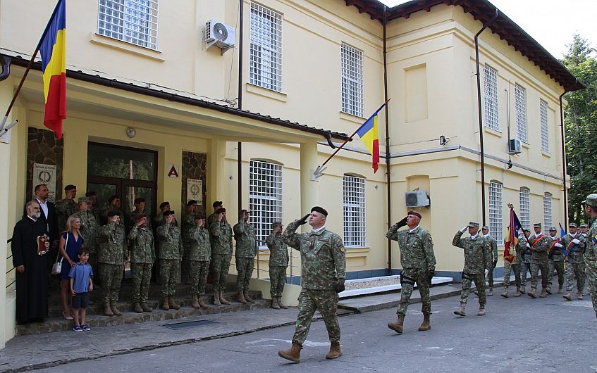 Foto | Schimbare de comandă la Batalionul 280 Infanterie Mecanizată ...