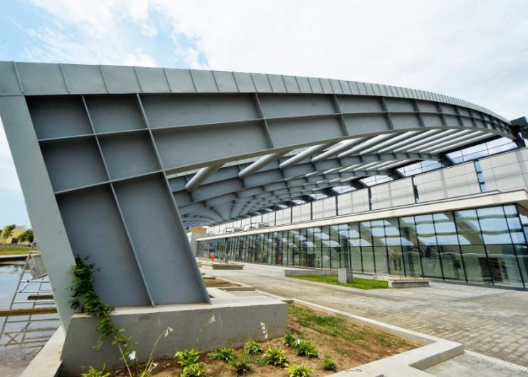 Premieră mondială: Laserul de la Măgurele a devenit cel mai puternic ...