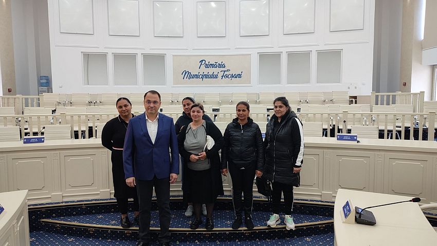 Primarul Misăilă a înmânat cheile a șase locuințe sociale chiriașilor ...