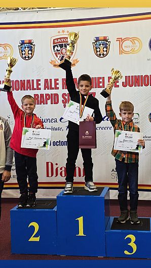 Un copil-minune din Focșani cucerește România: Daniel Sava, campion ...