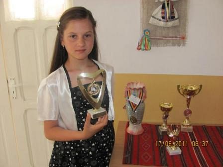 Iulia Vatafu, micuta Maria Tanase de la Ciorasti