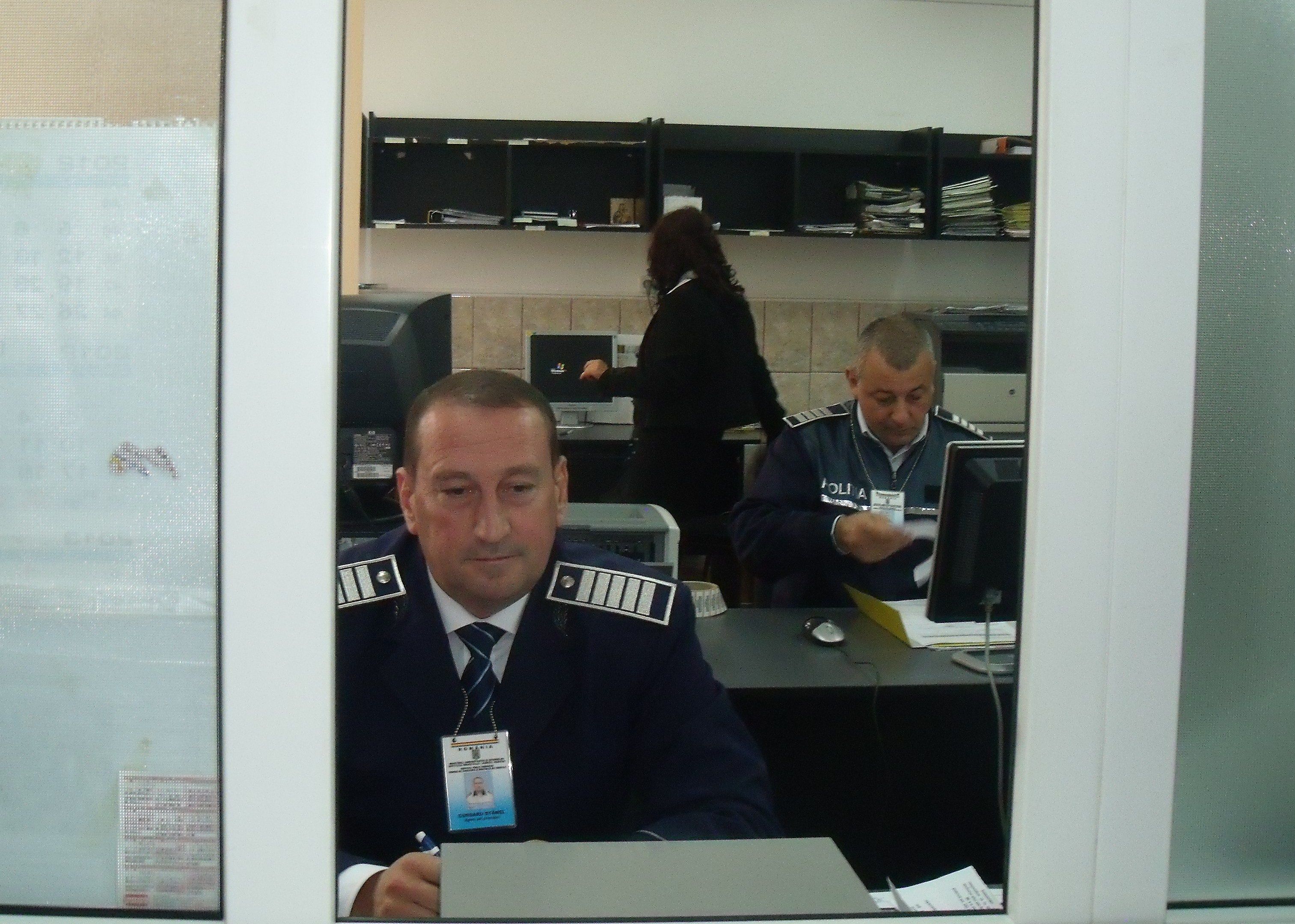 Permis de conducere şi prin e-mail!