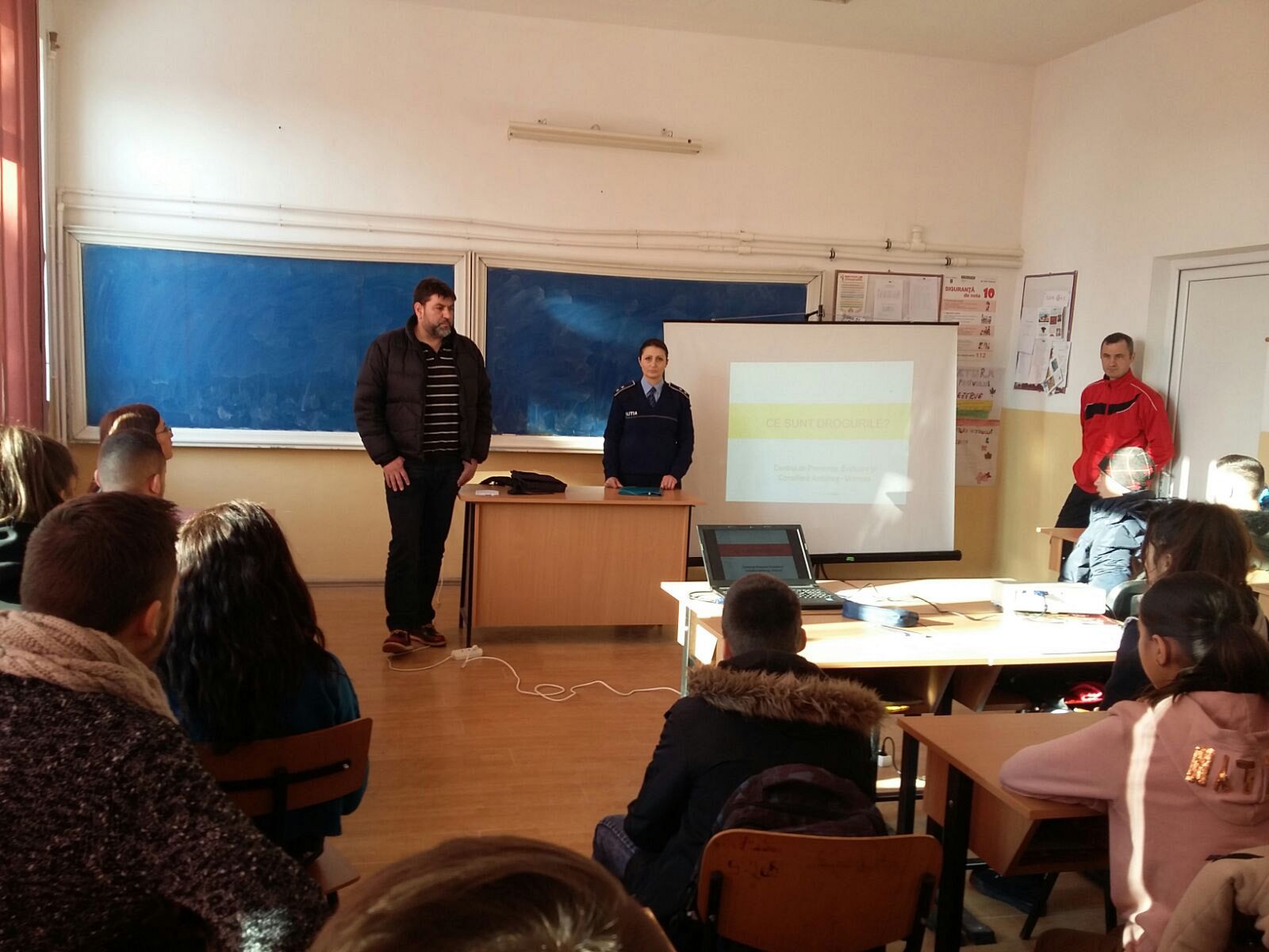 Acțiuni pentru prevenirea consumului de droguri în rândul tinerilor