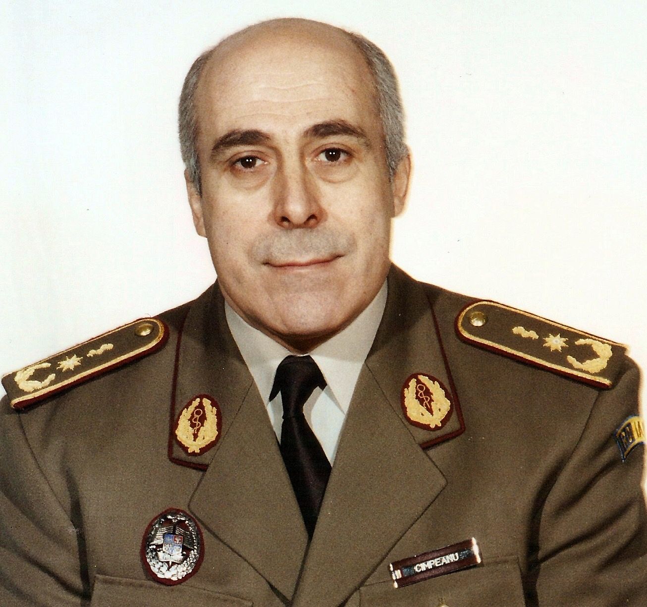 Astăzi despre Mircea Olteanu, generalul care a redat vederea României ...