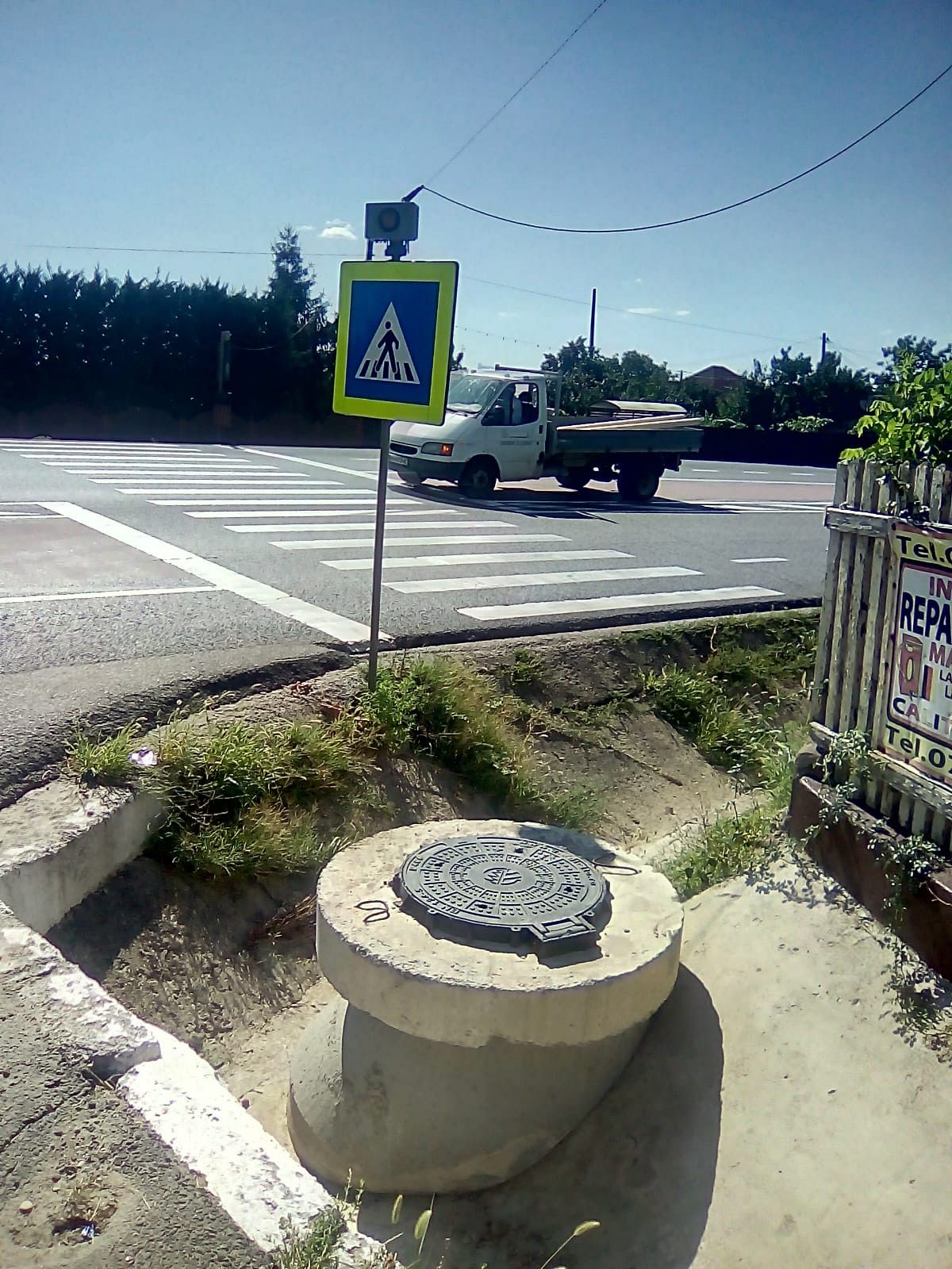 Faza zilei :Trecere de pietoni ca-n serialul de comedie, „Las Fierbinți ...