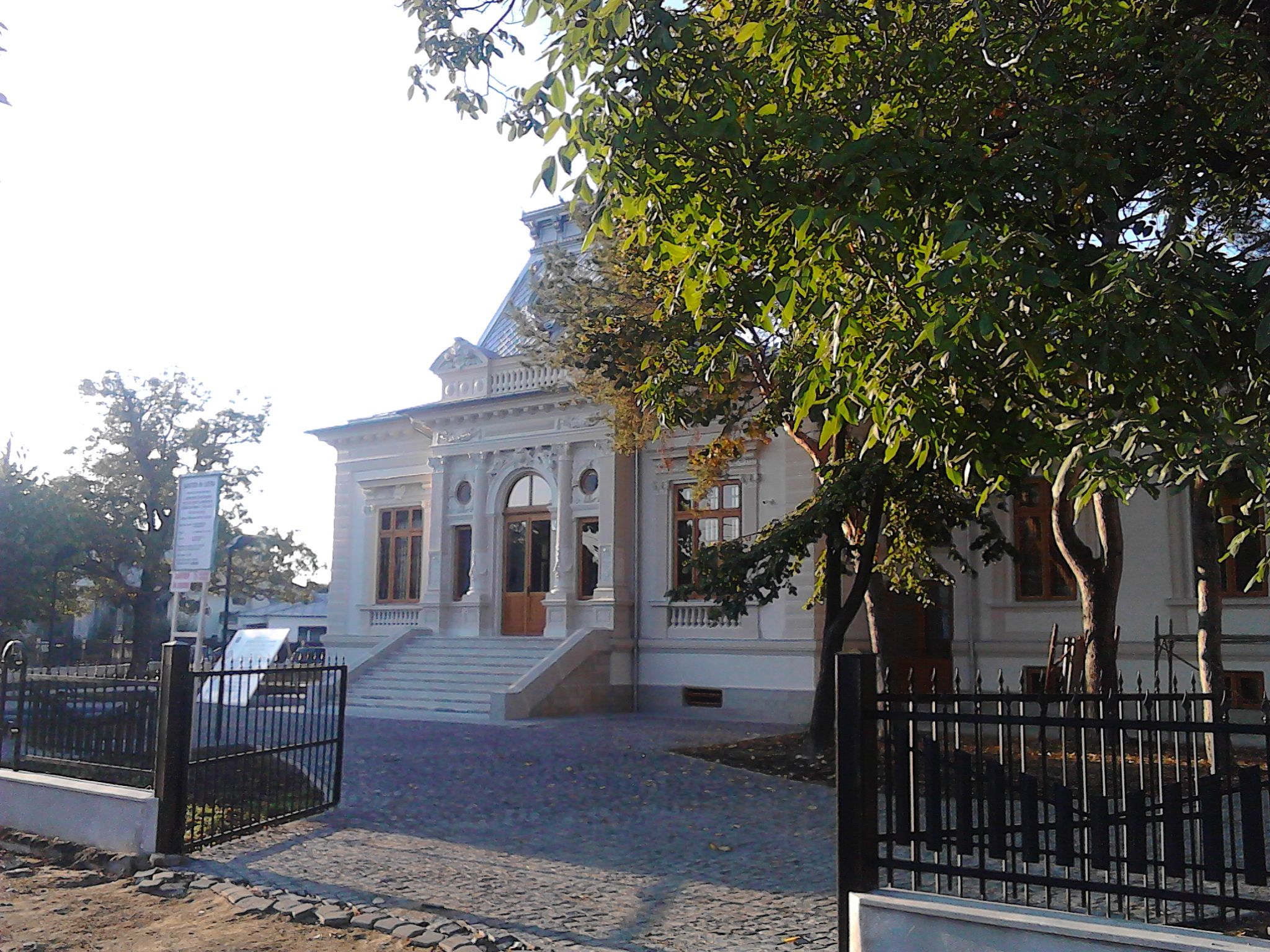 Foto | Casa Missir din Focșani, B-dul Gării nr.1, actualul sediu ...