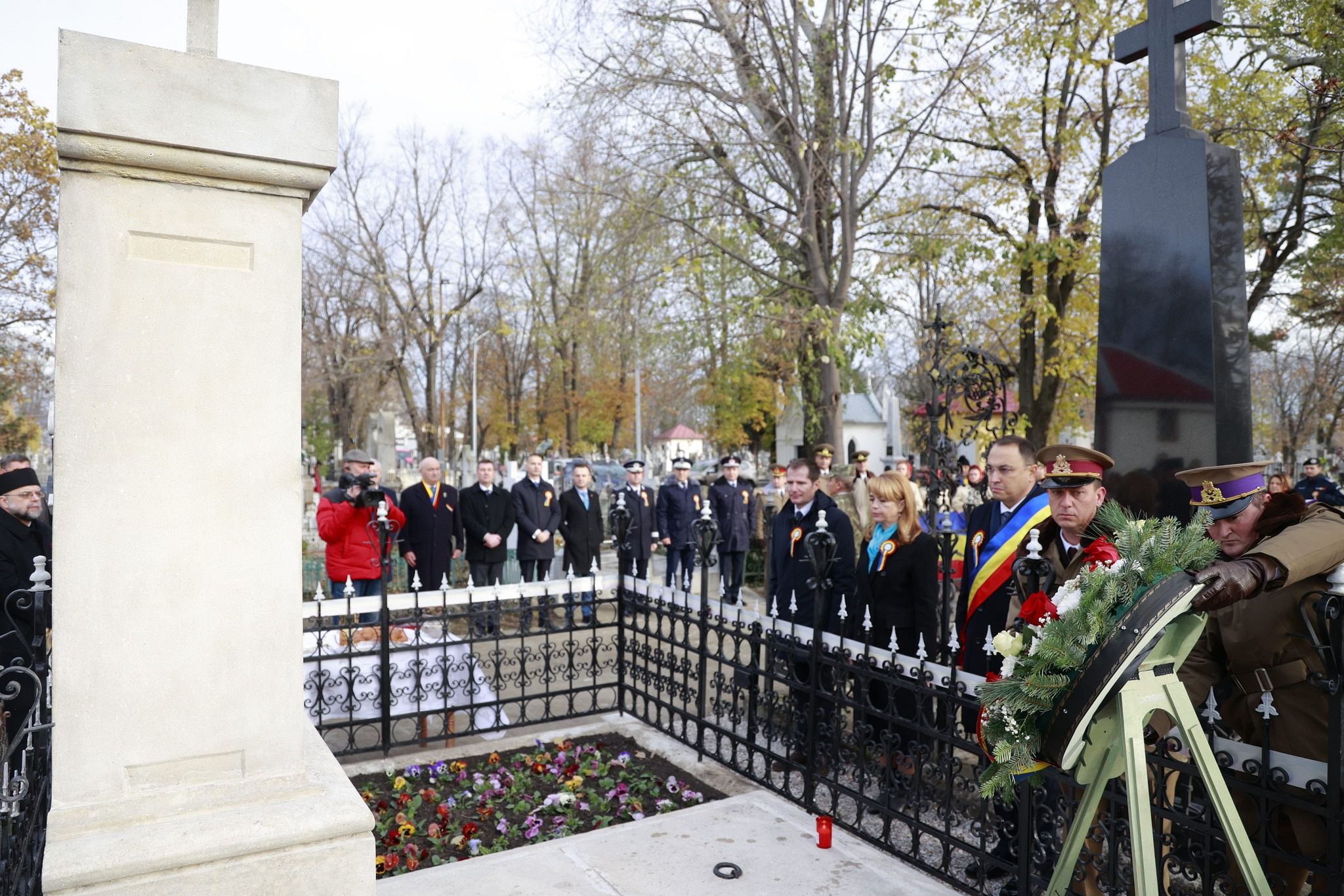 Foto | Maiorul Gheorghe Pastia, omagiat la Focșani de Ziua Națională a ...