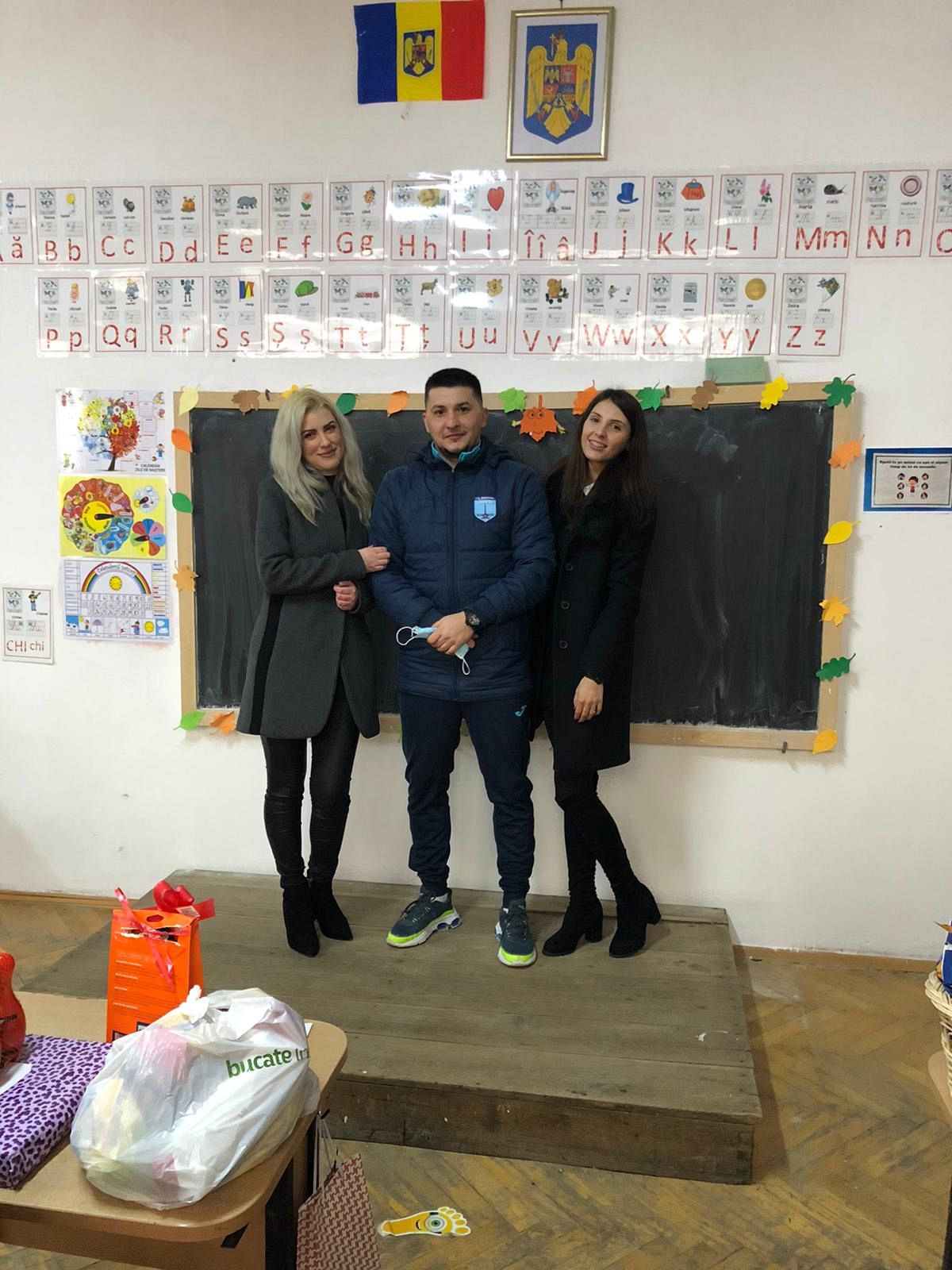 Foto | Moș Crăciun și ajutoarele sale au adus bucurie și speranță la ...
