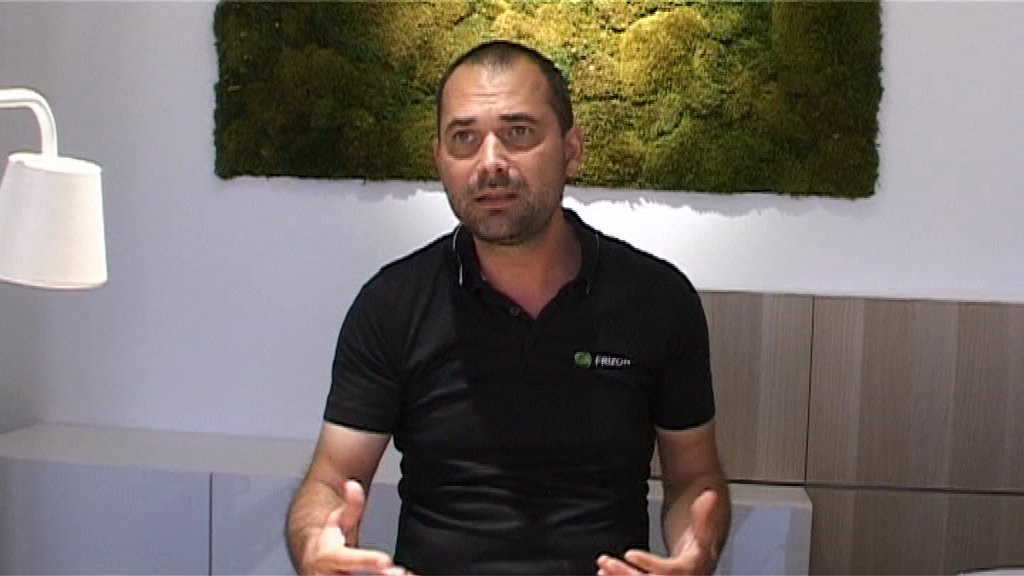 Foto | Teofil Dascălu, tânărul fermier din Tătăranu Vrancea, „creierul ...