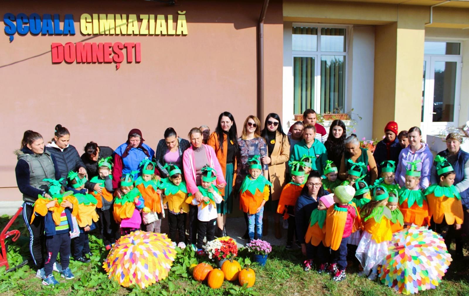 Foto | Toamna, sărbătorită la Grădinița Domnești, comuna Pufești