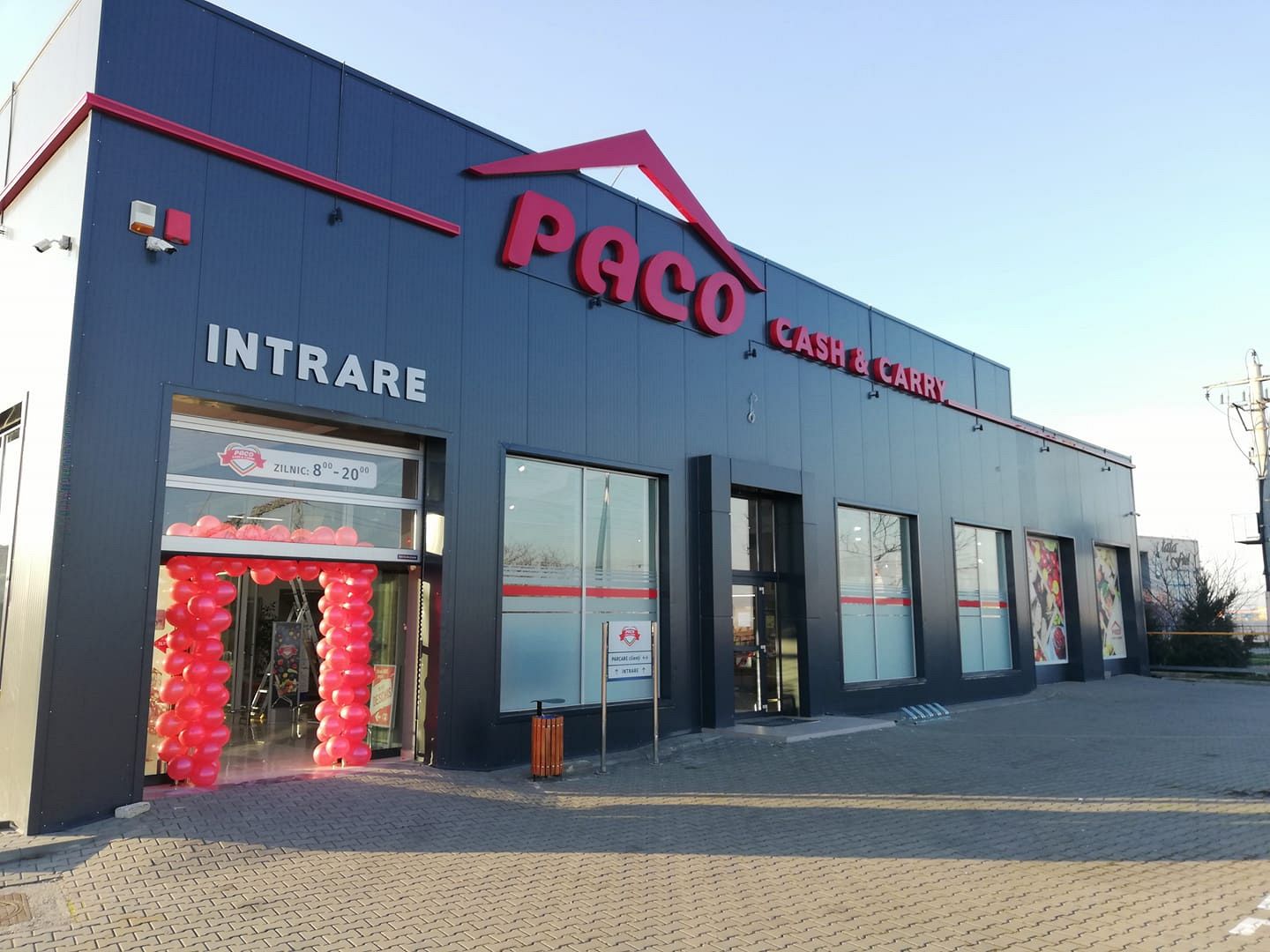 Lanțul vrâncean Paco Supermarkets, printre cele mai mari rețele ...