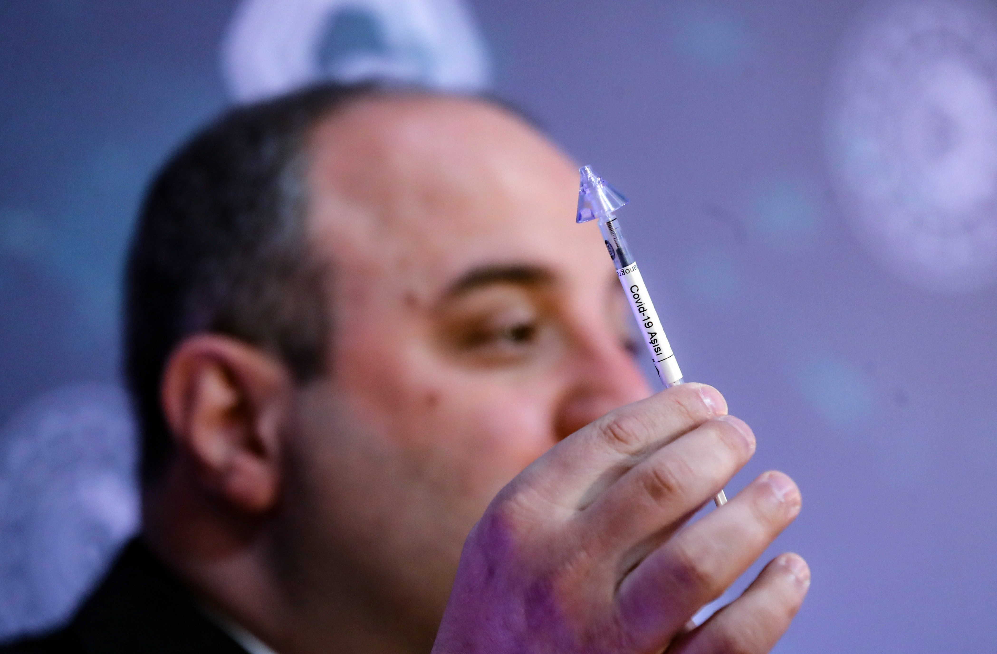 MOZAIC ȘTIRI INTERNAȚIONALE: Grafenul, materialul care alimentează ...