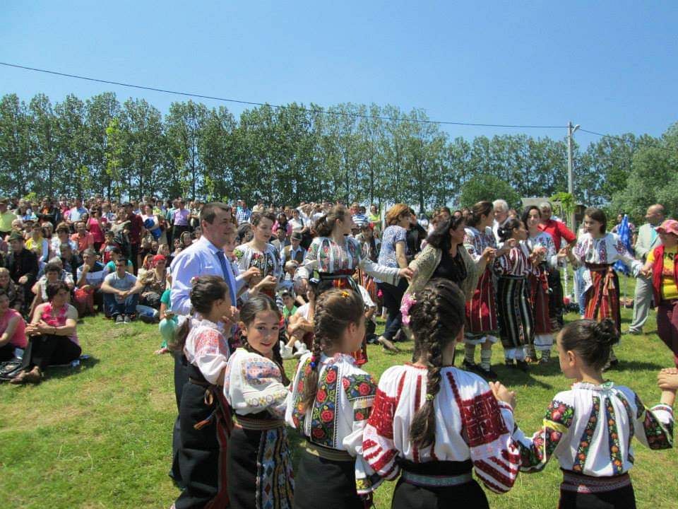 Târgul de Rusalii de la Vintileasca, o sărbătoare câmpenească de ...