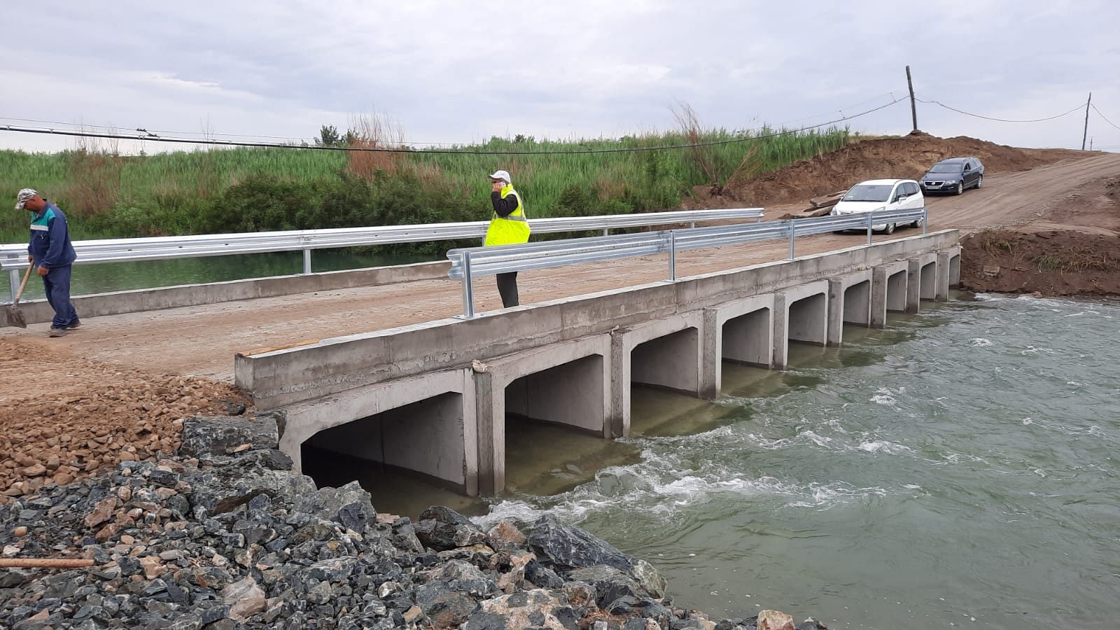 VIDEO + Foto | Podul provizoriu peste râul Putna de la Vadu Roșca ...