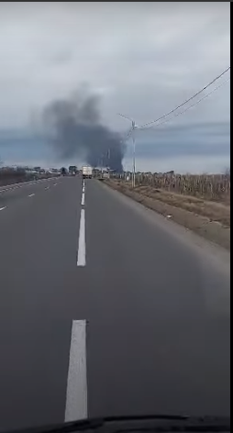(Update) VIDEO | Poluare prin arderea deșeurilor la Slobozia Bradului ...