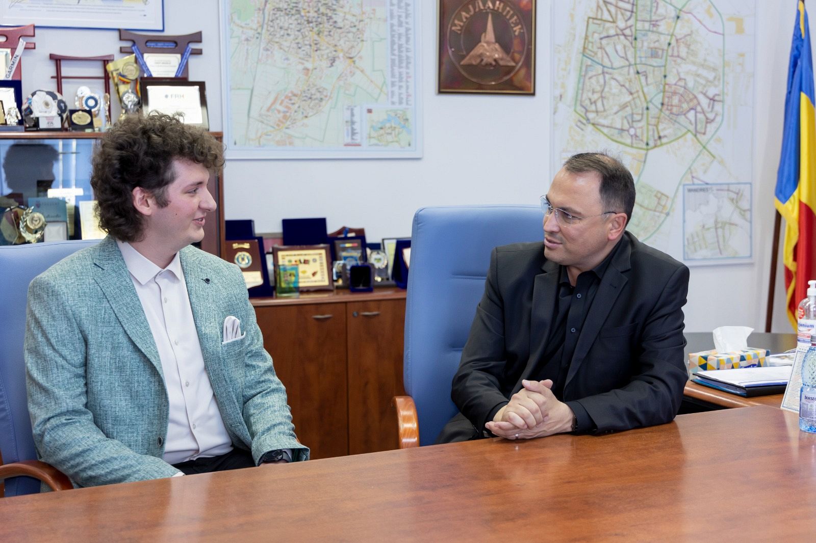 VIDEO | Primarul Misăilă s-a întâlnit de „Ziua Tineretului” din România ...