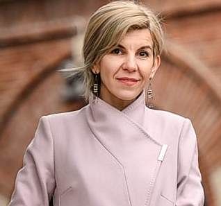 VIDEO | Profesoara Ana-Maria Rusu din Focșani, selectată în Top 50 ...